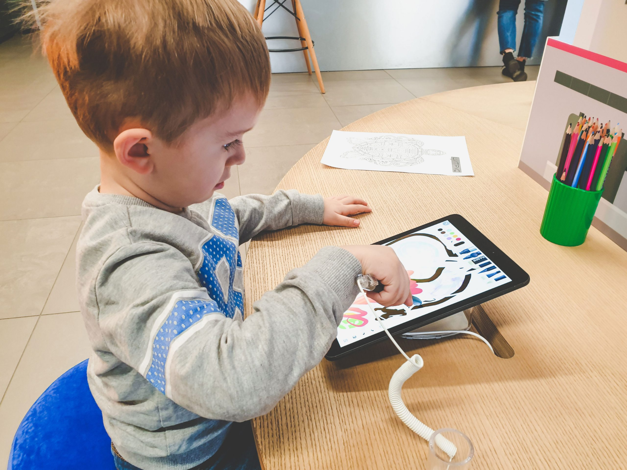 How Technology Impacts Child Development: 7 Benefits and Risks You Need ...